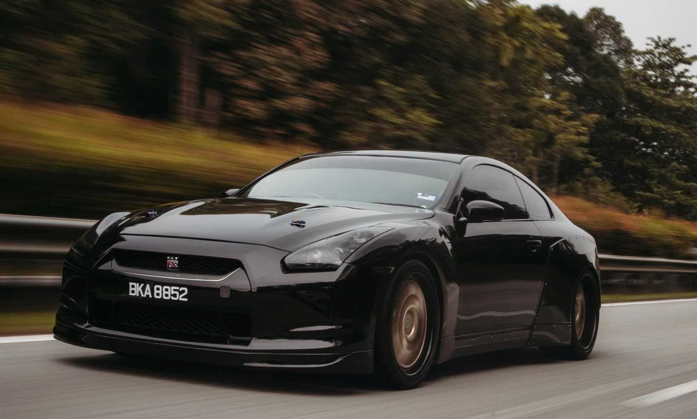 Infiniti G35 Coupe Looks Great With A Nissan GT-R Face
