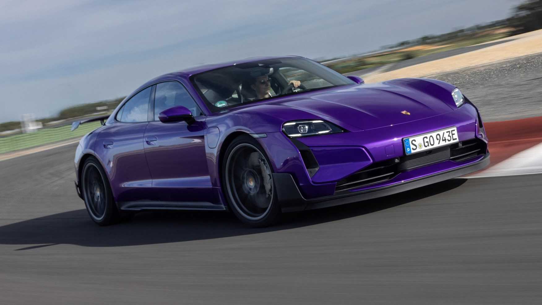 Top Fastest Cars: Electrics Dominate the 0-60 Sprint