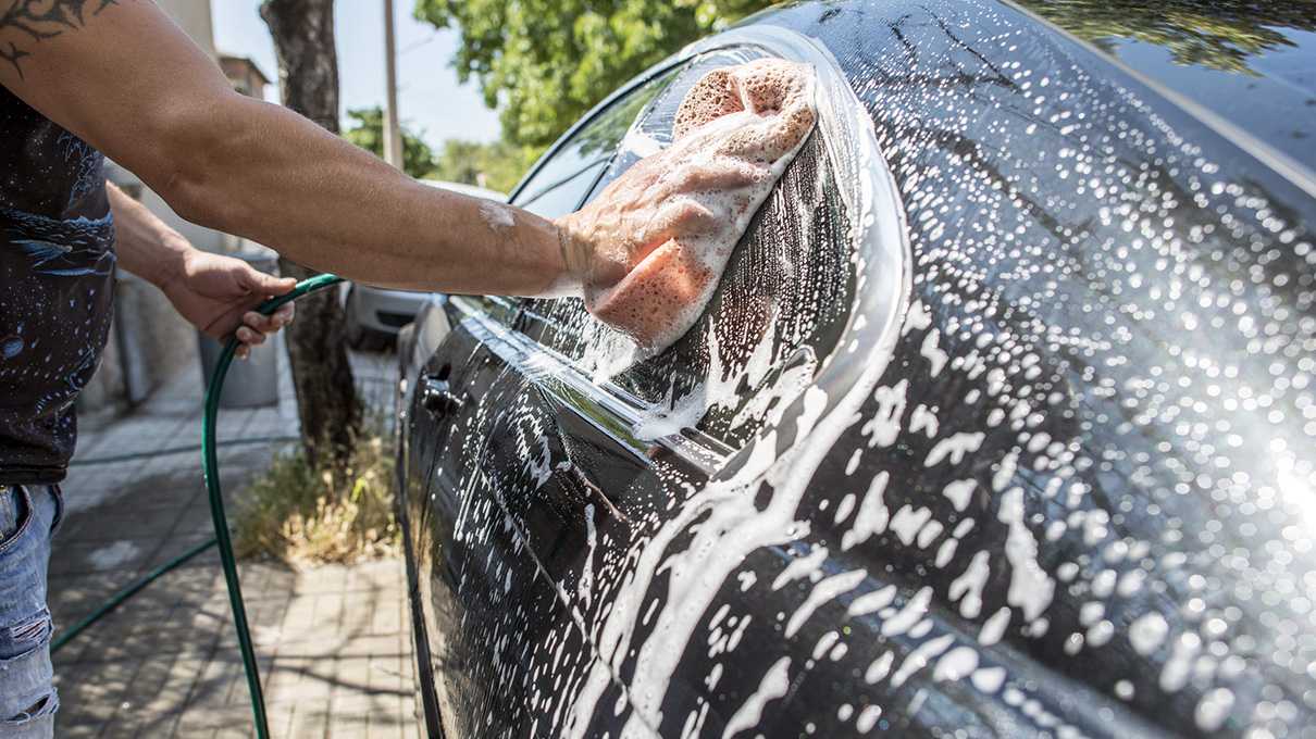 Quick and Easy Car Cleaning: 5 Must-Have Products for a Showroom Shine