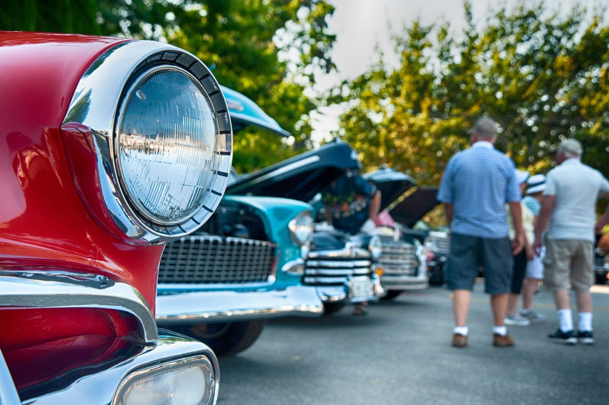 Classic Car Market Cools: Iconic Rides Getting More Affordable!